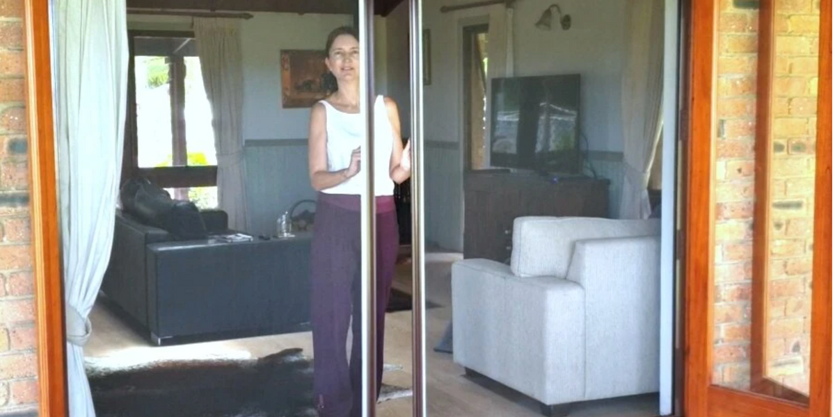 How to Clean Removable Fly Screens | Ezy Screens